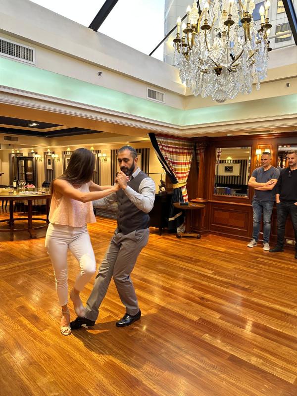 Tango lessons in Buenos Aires – Palermo – Adrian Luna